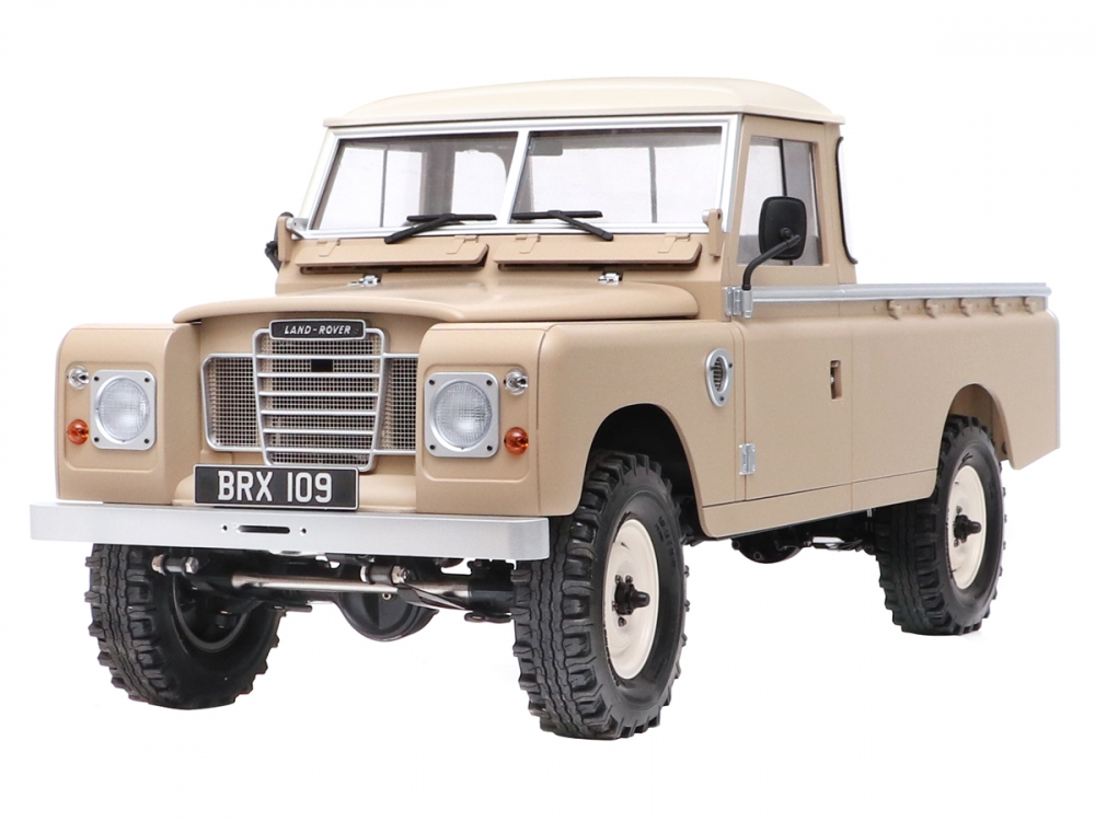 Boom Racing BRX02 Land Rover Series III 109 Pickup 1/10 KIT | RC Mester ...